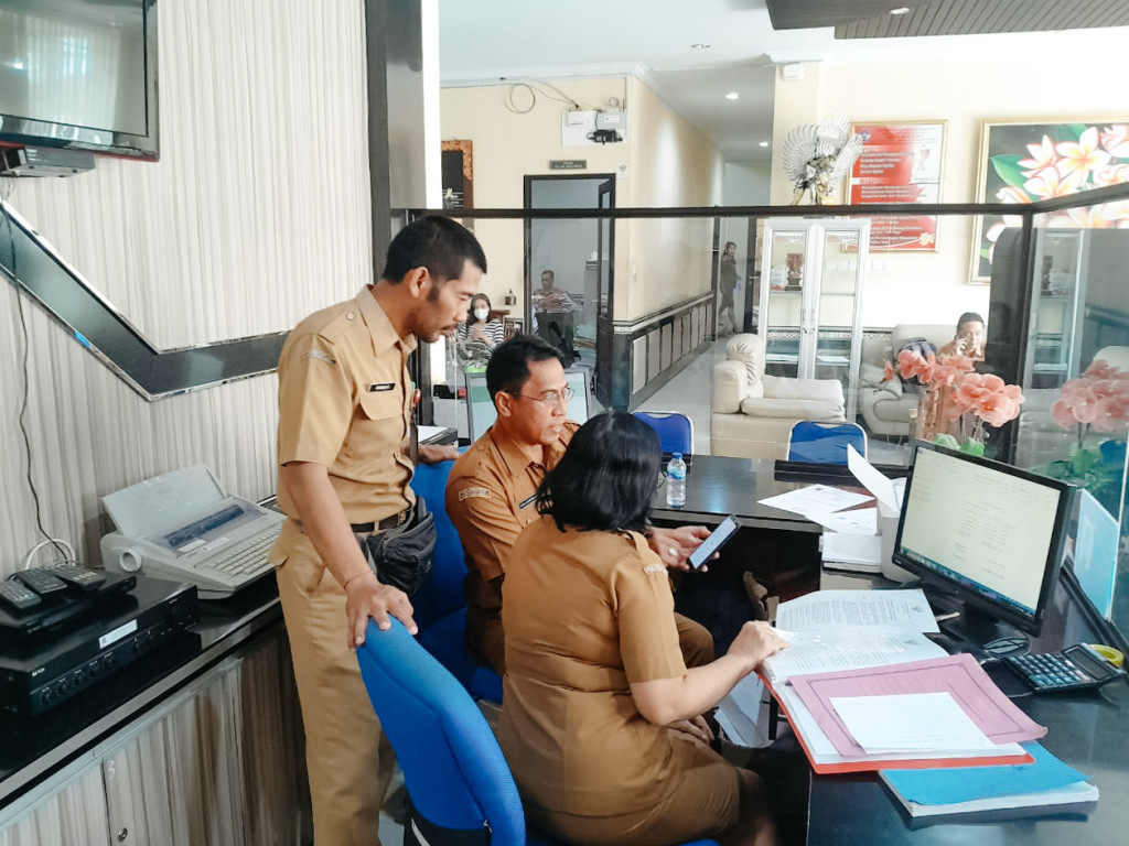 Pembinaan Fasilitasi Pengelolaan Aset Desa Tahun 2023 di Desa Dalung ...